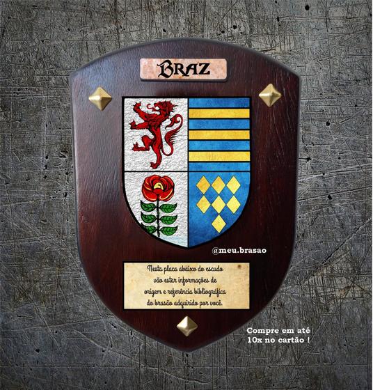 Brasão da família BRAZ na madeira - @meu.brasao - Escultura / Troféu de ...