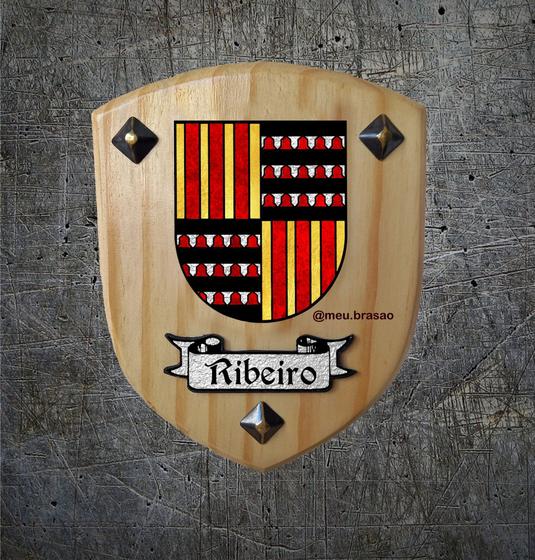 Brasão da família Ribeiro ( feito na madeira ) - @meu.brasao - Quadro ...