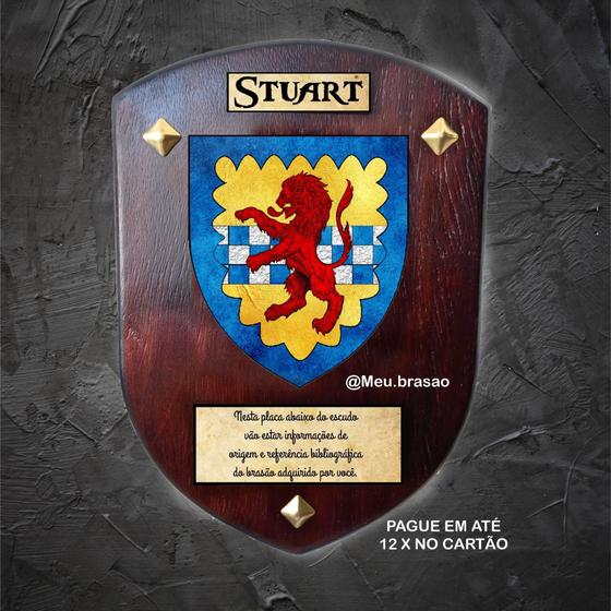 Brasão da família Stuart na madeira - @meu.brasao - Escultura / Troféu ...
