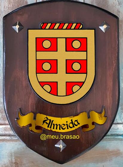 Brasão família Almeida na madeira - meu.brasao - Marcador de Página ...