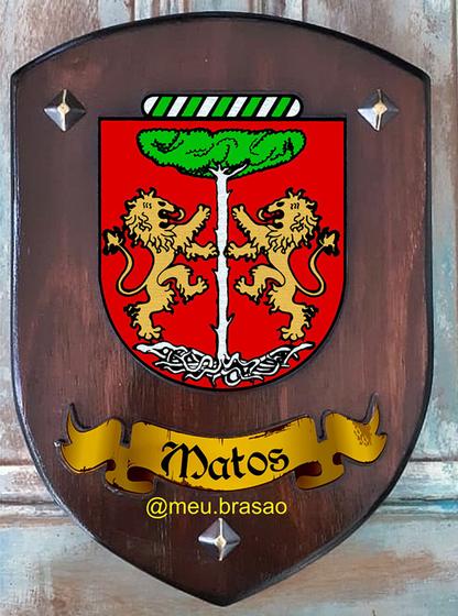 Brasão família Matos na madeira - meu.brasao - Estátua Decorativa ...