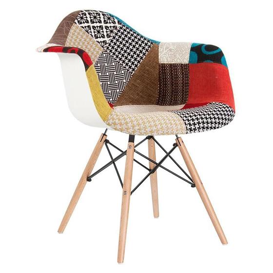Cadeira Charles Eames Eiffel DAW assento de tecido patchwork e pés de madeira - Loft7 - Móveis ...