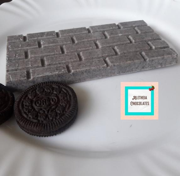 Chocolate branco gourmet com Oreo 90g - Aletheia Chocolates - Chocolate ...