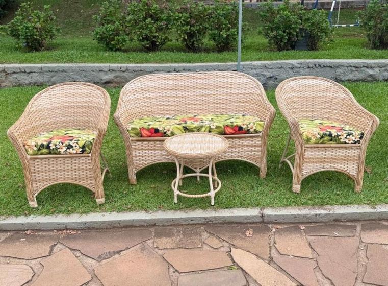 Conjunto Sofá poltrona mesa de centro Area Extrena - Varanda Moveis ...