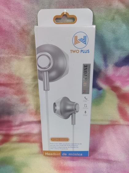 Fone de Ouvido Two pLus com microfone - Fone de Ouvido com Fio ...