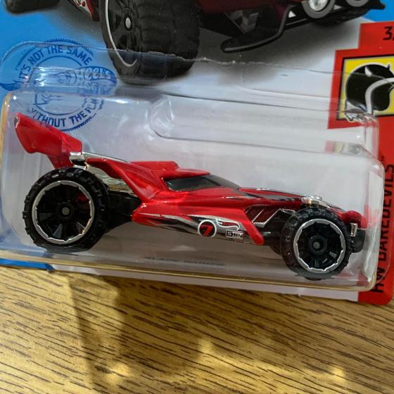 Hot Wheels - Blade Raider - GTC64 - Carrinho de Brinquedo - Magazine Luiza