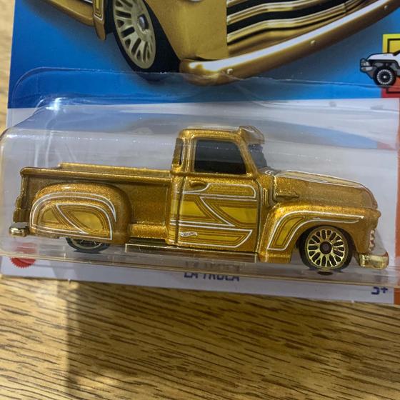 Hot Wheels - La Troca - HCV95 - Carrinho de Brinquedo - Magazine Luiza