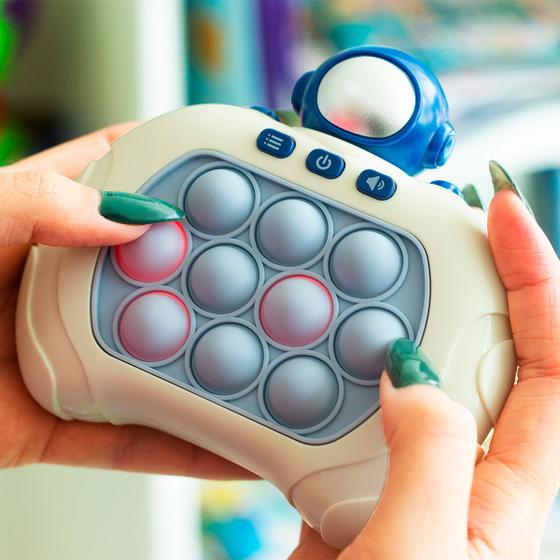 Jogo Educativo Eletrônico Pop It Fidget Toys Game Astronauta Ursinho Som Luz Anti Estresse ...