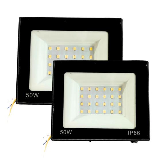 Kit 2 Refletores Led 50w Holofote Branco Frio Bivolt Prova Dagua Branco Frio - Genérica ...