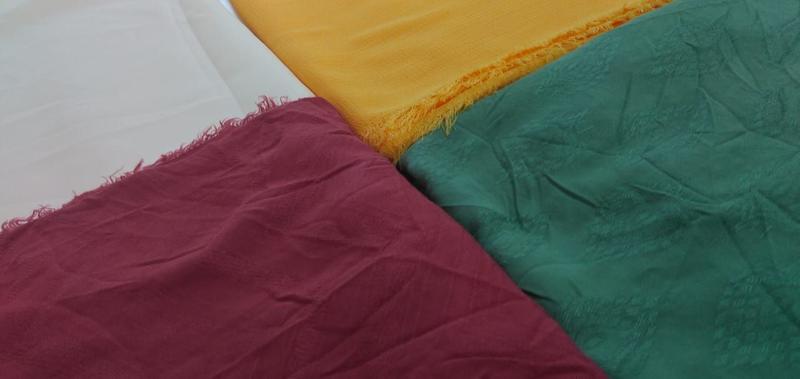 Kit de retalhos de tecidos lisos - 2 kgs - Tecidos - Magazine Luiza