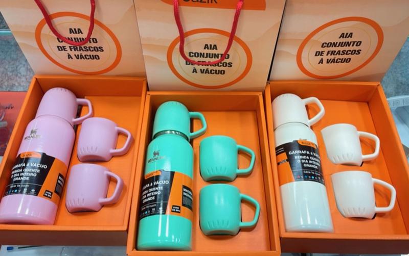 Kit garrafa térmica com copinho basik - Empreender liberta - Garrafa ...