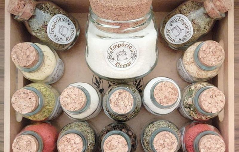 Kit temperos naturais - Natural - Temperos e Condimentos - Magazine Luiza