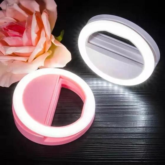 Luz de Anel LED para Selfies: Acessório de Clip para Celular. Ilumine ...