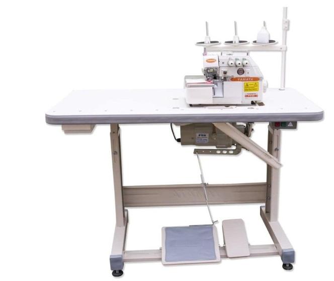 Máquina de Costura Overlock Yamata - Máquina de Costura / Bordado ...
