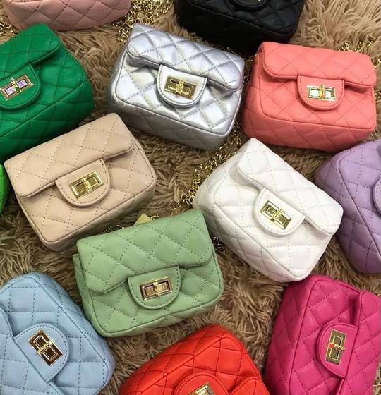 Mini bags em matelassê com alça de corrente dourada - Bella Paulla ...