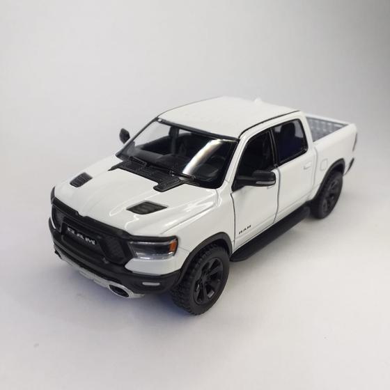 Miniatura Carrinho de Ferro Ram 1500 Caminhonete 4X4 Metal - kinsmart ...