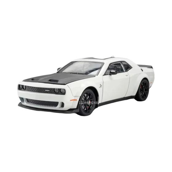 Modelo De Carro Esportivo Challenger Hellcat Charger 1970 Em Escala 1: ...