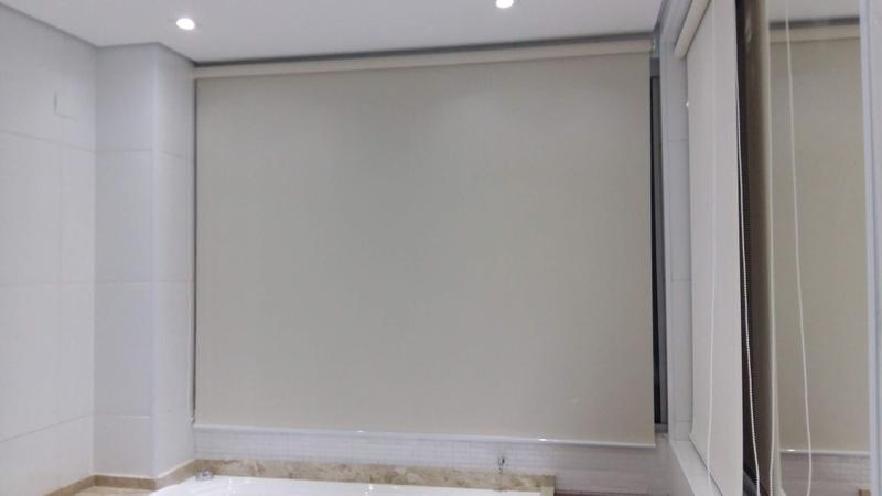 Persiana rolô Blackout Pinpoint Bege 1,60 x 1,60 - Telas Tech ...