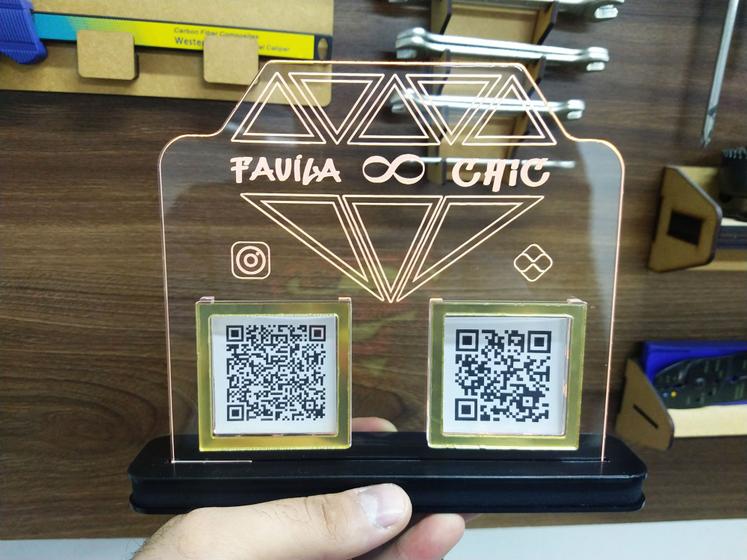Placa Totem QR-CODE com LED Logo - Hobbies do Ofício - Painel de LED ...