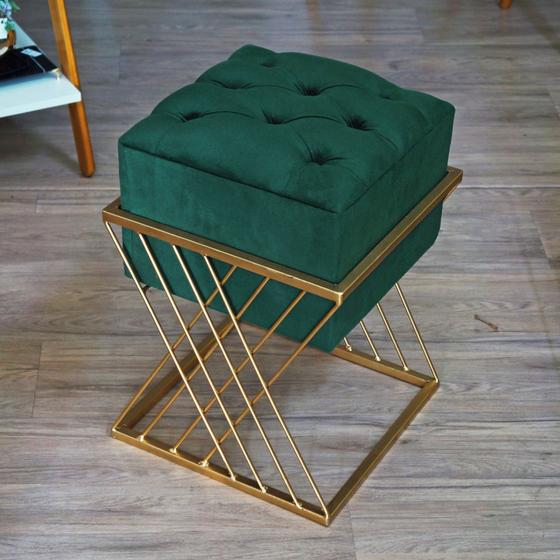 Puff banqueta estrutura dourada em metal dourado almofadado em capitone ...