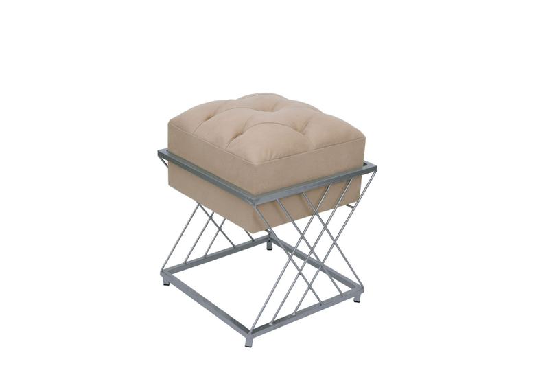 Puff Ferro Capitonê (botão) Base na cor Prata, Banqueta Sentar ...