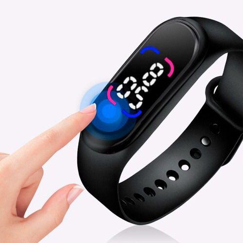 Relógio Digital Fino Resistente A Água Ideal Para Prática De Esporte ...