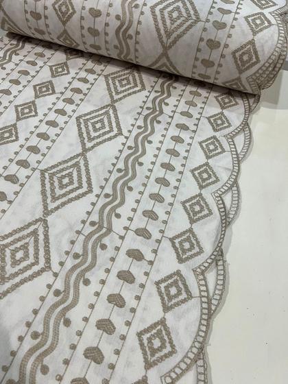 Tecido Linho Bordado 1m x 1,4m - Impacto tecidos - Tecidos - Magazine Luiza
