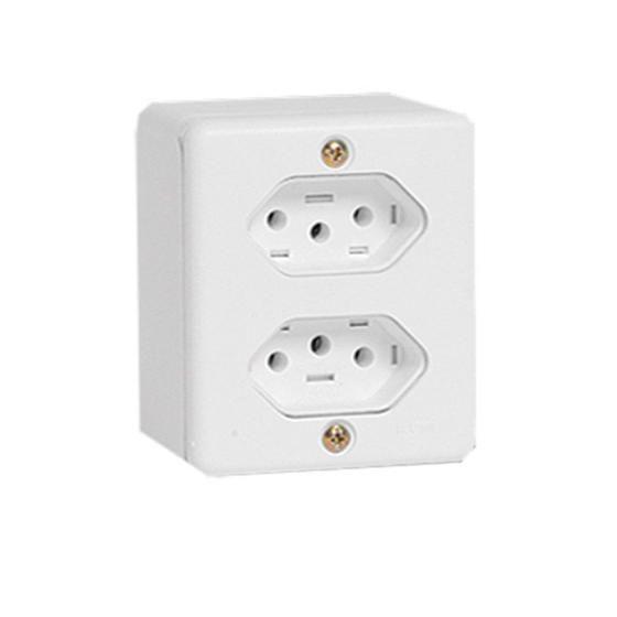 Tomada externa dupla 2p+t 10a 20a branco perlex - Tomadas - Magazine Luiza