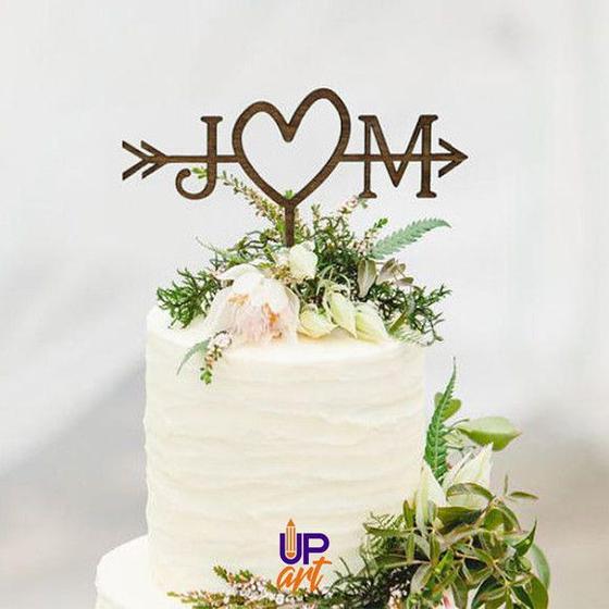 Topo de Bolo em MDF com as Iniciais do Casal - Topper Cake Casamento ...