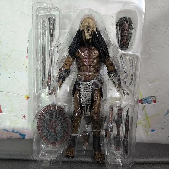 Urso Feral Predator Action Figure NECA Prey Modelo Colecionável ...