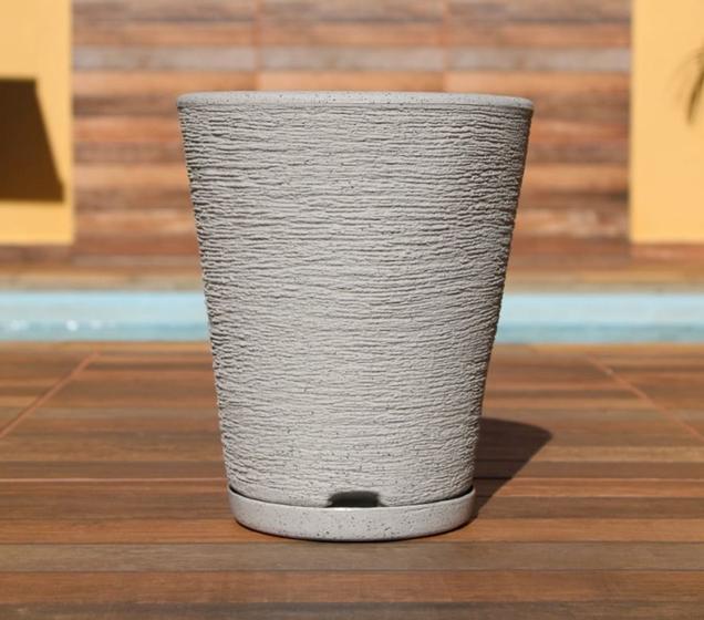 Vaso Em Polietileno Modelo Coluna Redonda Cone com Prato PP 28x23 ...