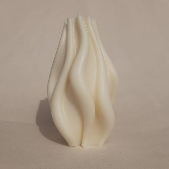 Vela Aromática Coluna Ondulada Perfumada Artesanal 180g - Likare Home ...