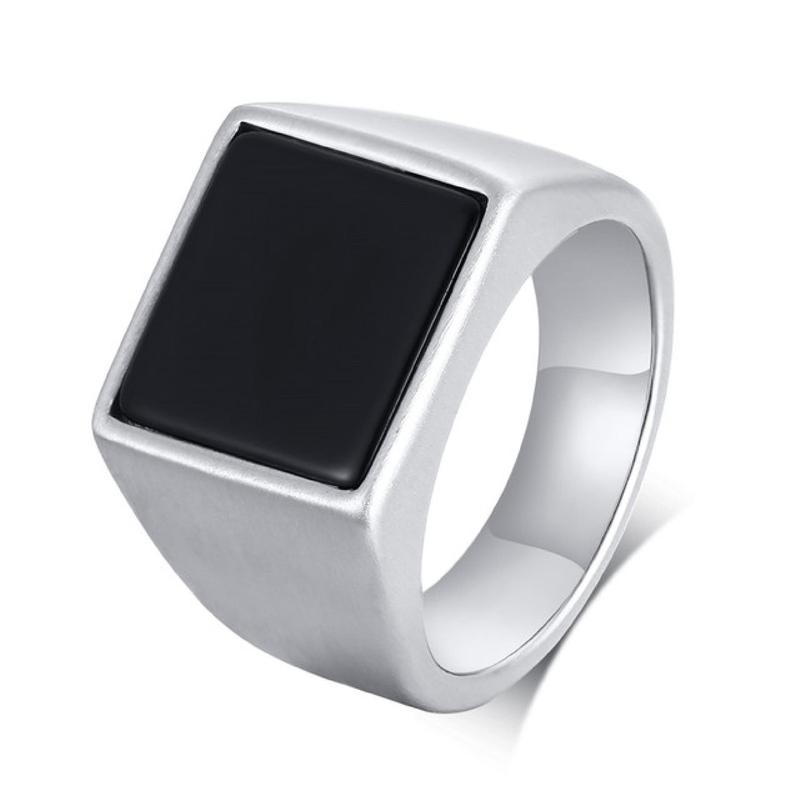 Anel Masculino Comendador Pedra Ônix Preta de Aço Inox - Balderman ...