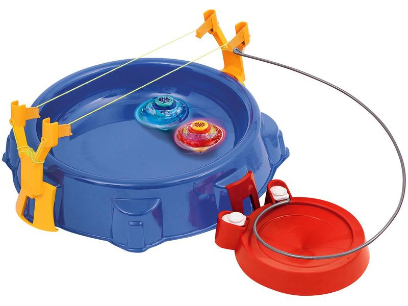 Beyblade Candide Infinity Nado Stunt Set - com Acessórios - Pião de ...