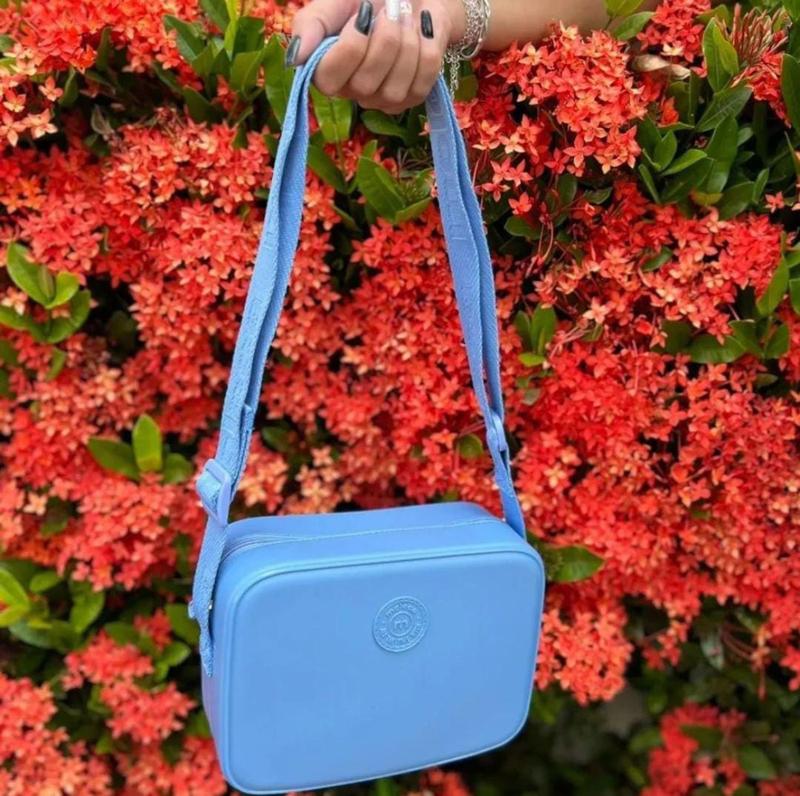 Bolsa Azul claro - Bolsas - Magazine Luiza