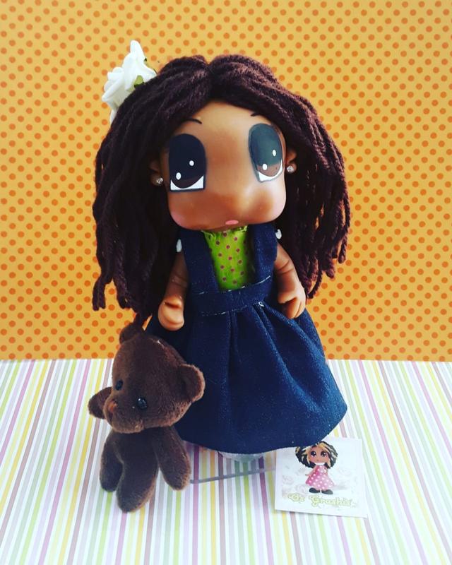 Boneca Preta em Porcelana Fria - Os Grashis - Bonecas - Magazine Luiza