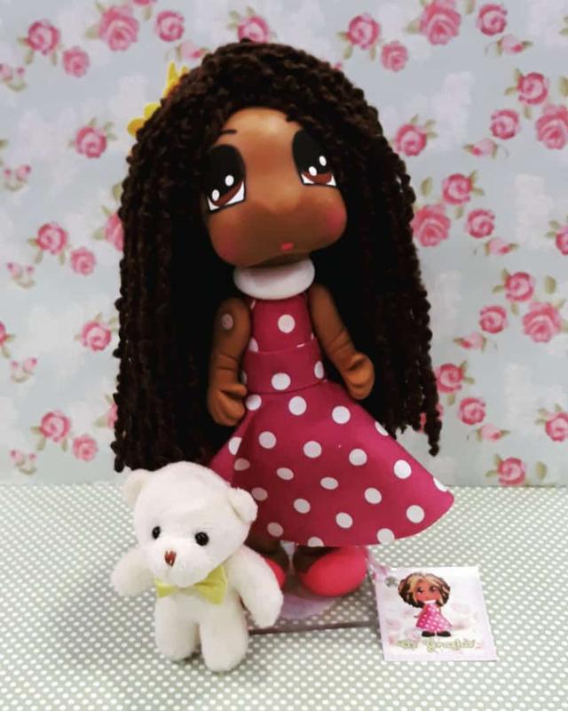 Boneca Preta em Porcelana Fria - Os Grashis - Bonecas - Magazine Luiza