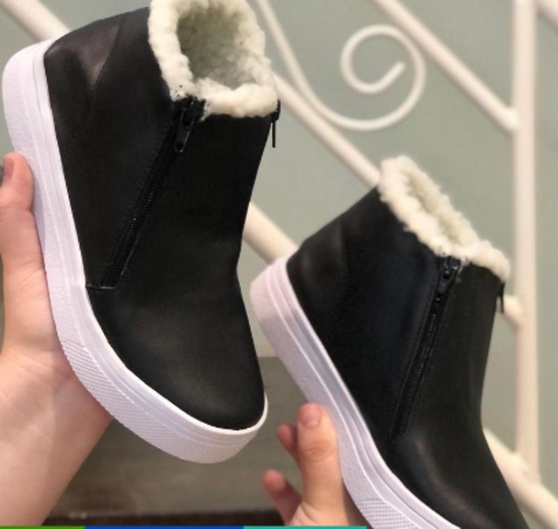 Bota Feminina com pelo Forrada Tenis BotinhaTendência Moda Blogueira ...