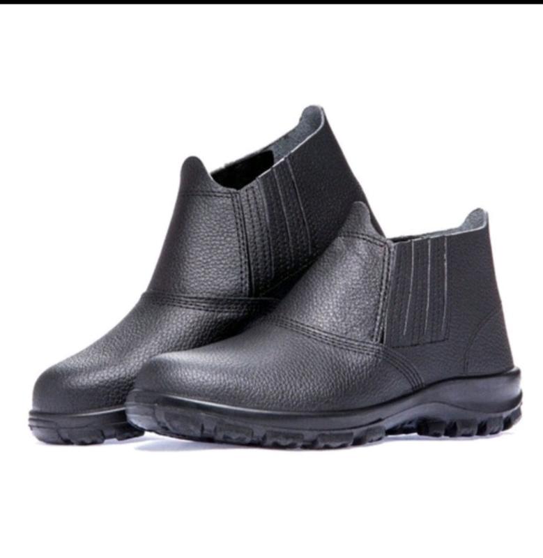 Botina c/ Elástico em Raspa s/ Bico de Aço - Rogil - Outros Moda e ...