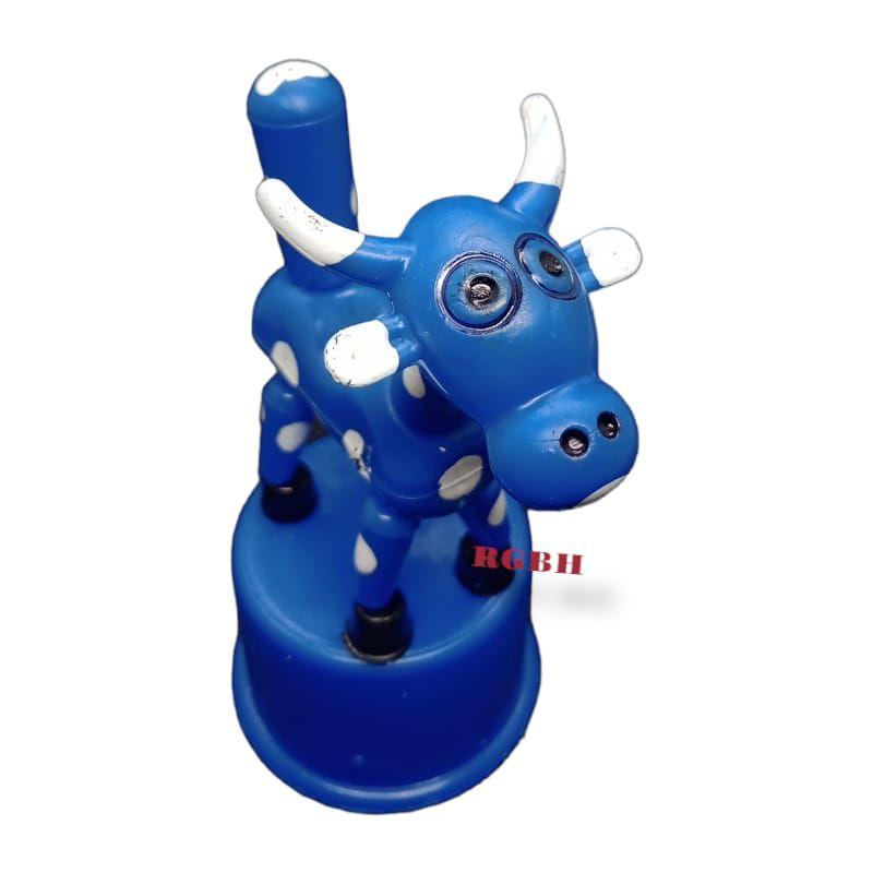 Brinquedo Retrô Mini Vaquinha Dançarina Mole Mole - BH Mania De Brincar ...