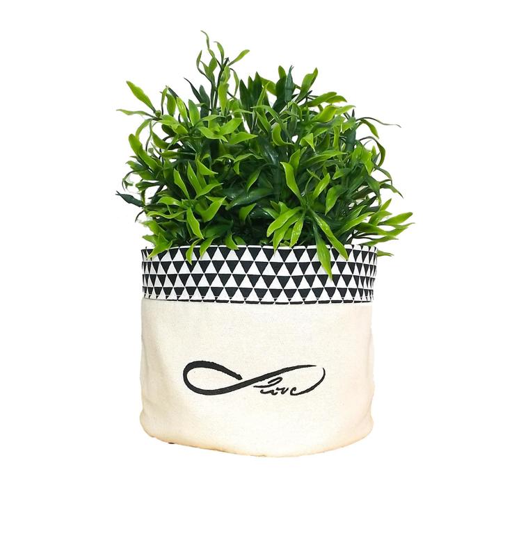 CACHEPOT DE TECIDO Love - ANNA ATELIER - Cachepot - Magazine Luiza