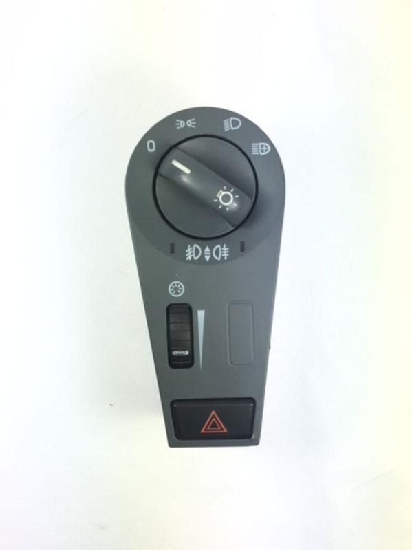 Chave botao farol luz alerta volvo fh fm 20953569 - Shark - Elétrica de ...