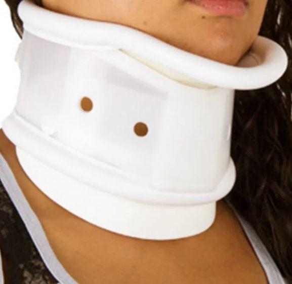 Colar Cervical Com Apoio Mentoniano Salvapé - Colar Cervical - Magazine ...