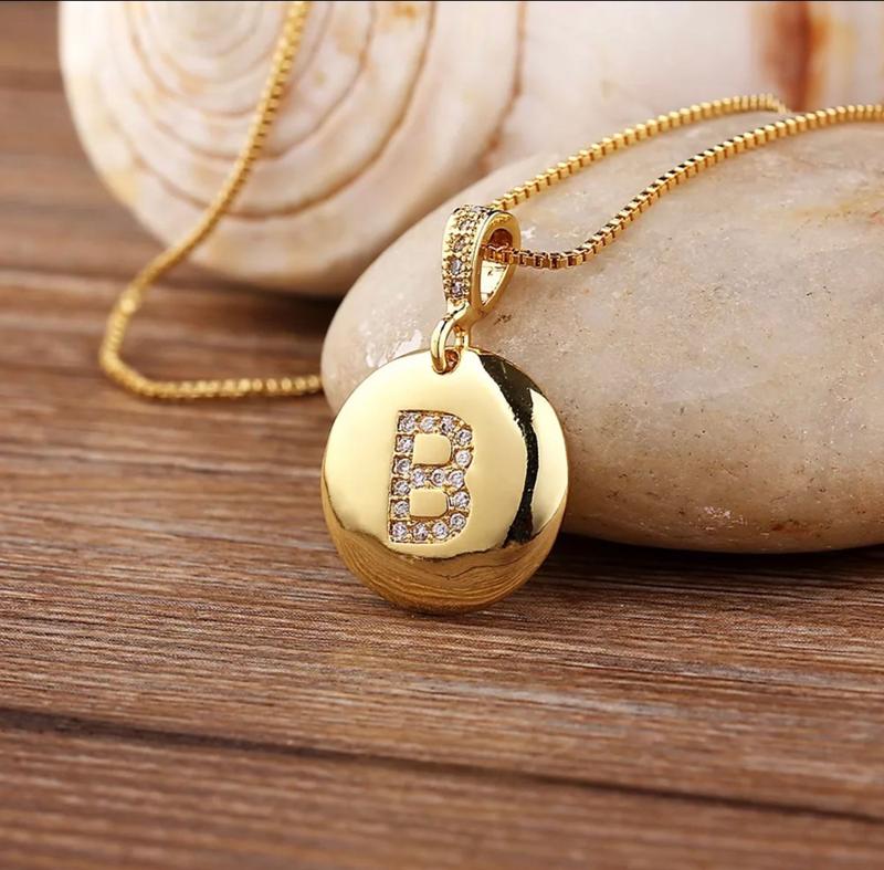 Colar com inicial - . - Colar - Magazine Luiza
