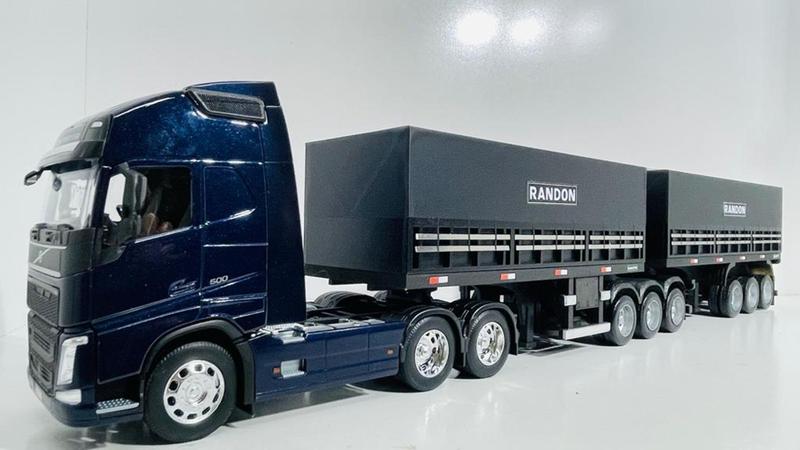 Conjunto Bitrem 3x3 Graneleiro Escala 1:32 - Diesel Miniaturas ...