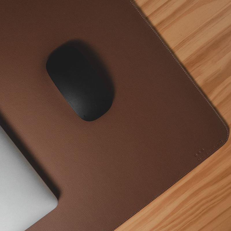 Deskpad Mouse Pad Bullpad sintético 40cm x 90cm - Mouse Pad - Magazine Luiza