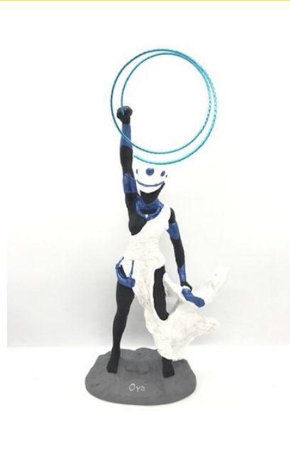 Escultura OYá tempo logunan 25 cm em resina - Lua Mística - 100% ...
