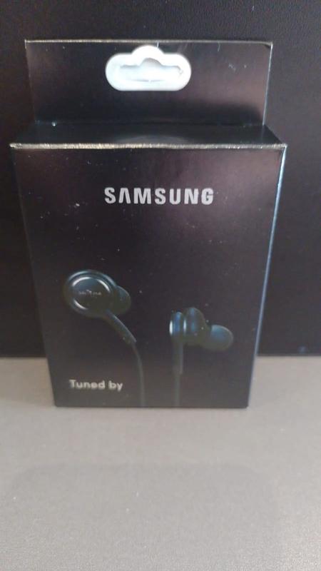 Fone de Ouvido Samsung - Samsung - Fone de Ouvido com Fio - Magazine Luiza