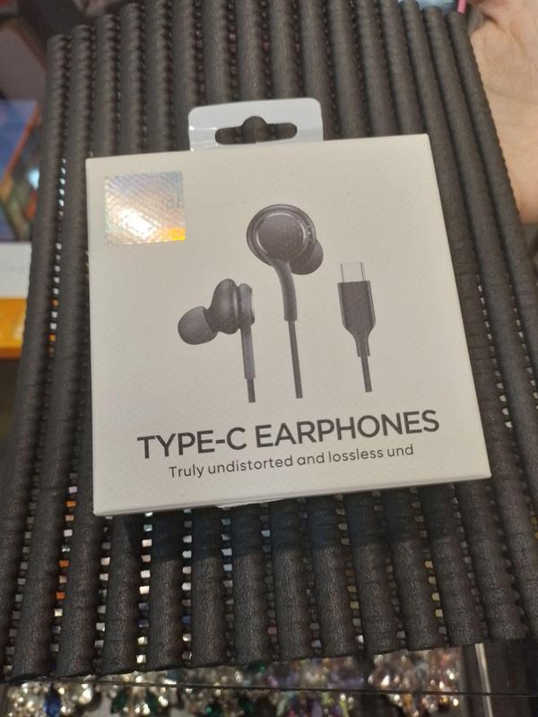 Fone de ouvido - Type-C earphones - Fone de Ouvido com Fio - Magazine Luiza