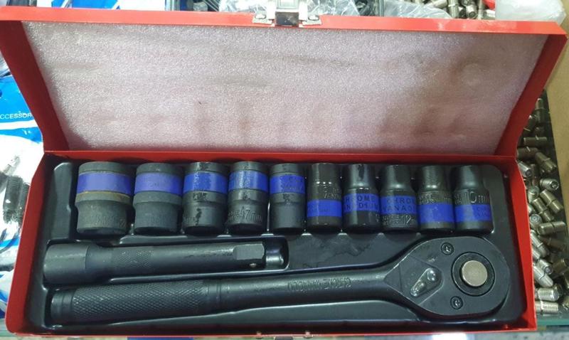 Jogo de Chave Catraca 1/2 + Alongador 12cm + Soquete 12 peças ...